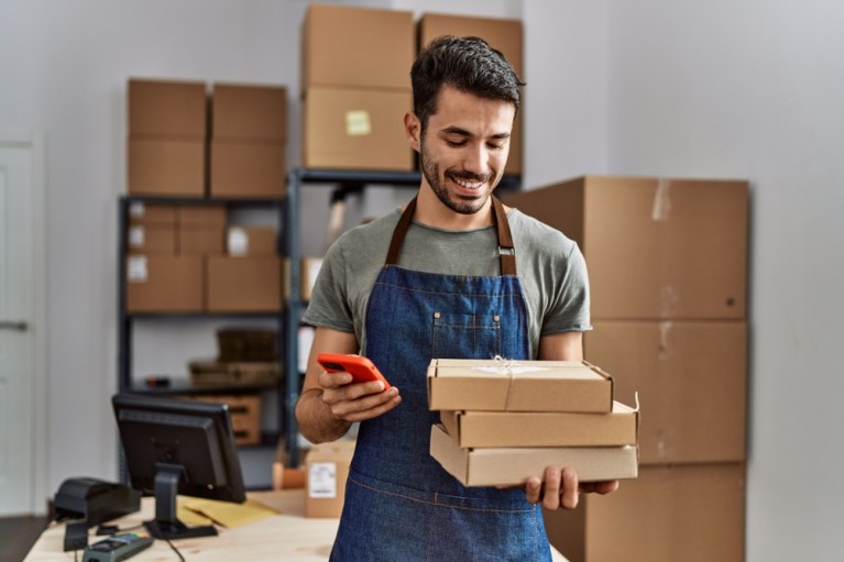 9 Cara Packing Barang Online Shop yang Mudah