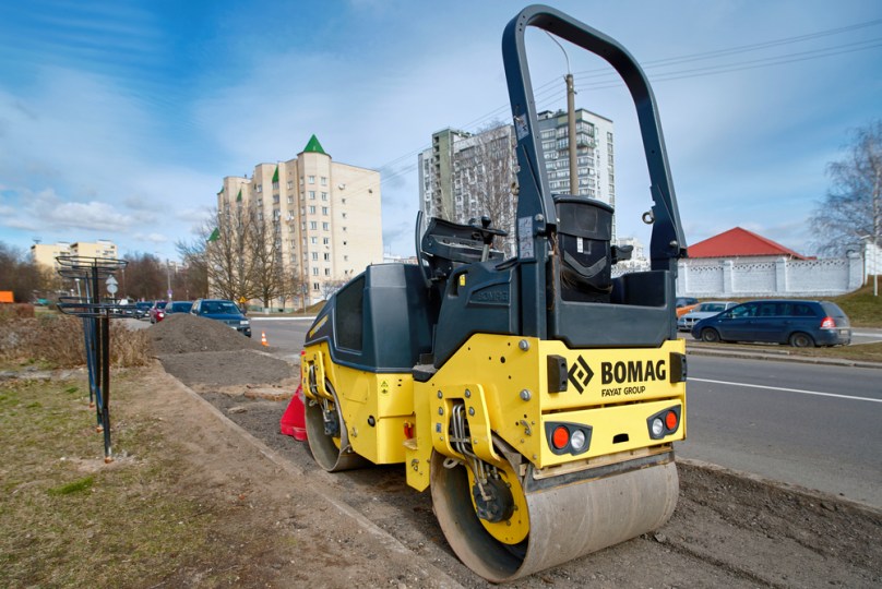 Tandem Roller: Pengertian, Keunggulan, Fungsi, Jenis, Struktur dan Cara ...